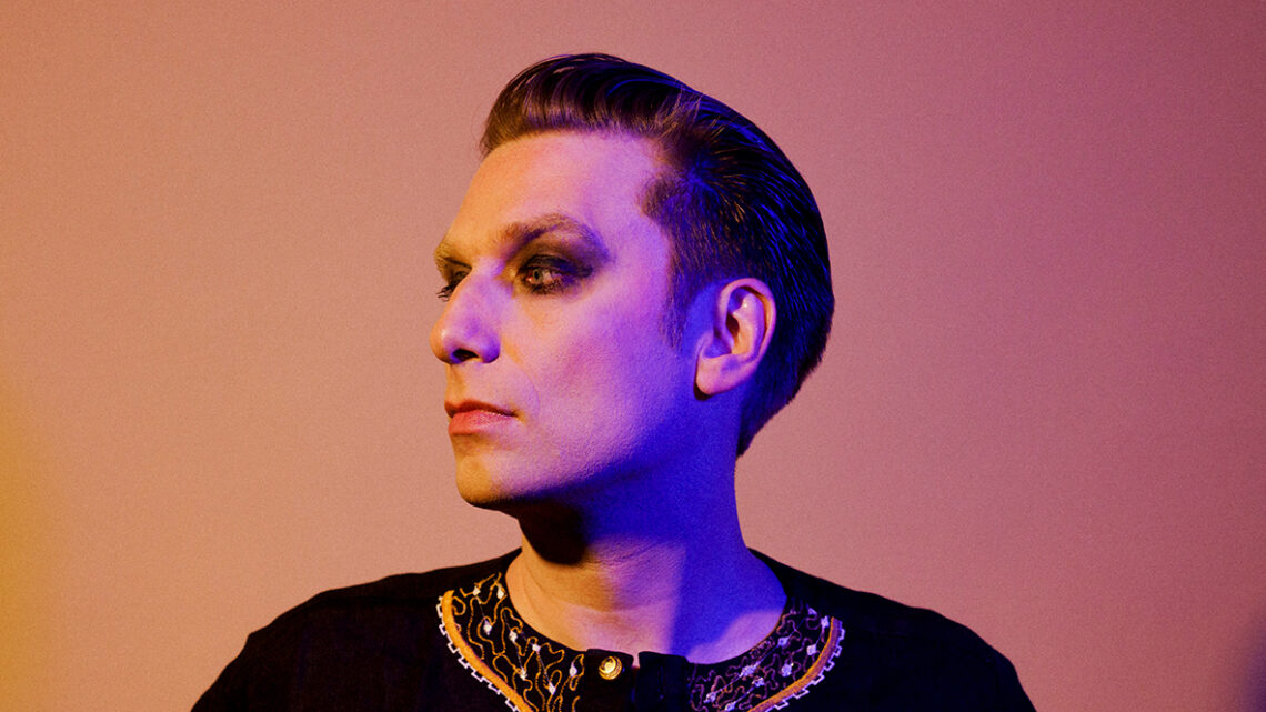 Nach fast drei Jahren kommt Jens Friebe endlich wieder mit neuem Album ...